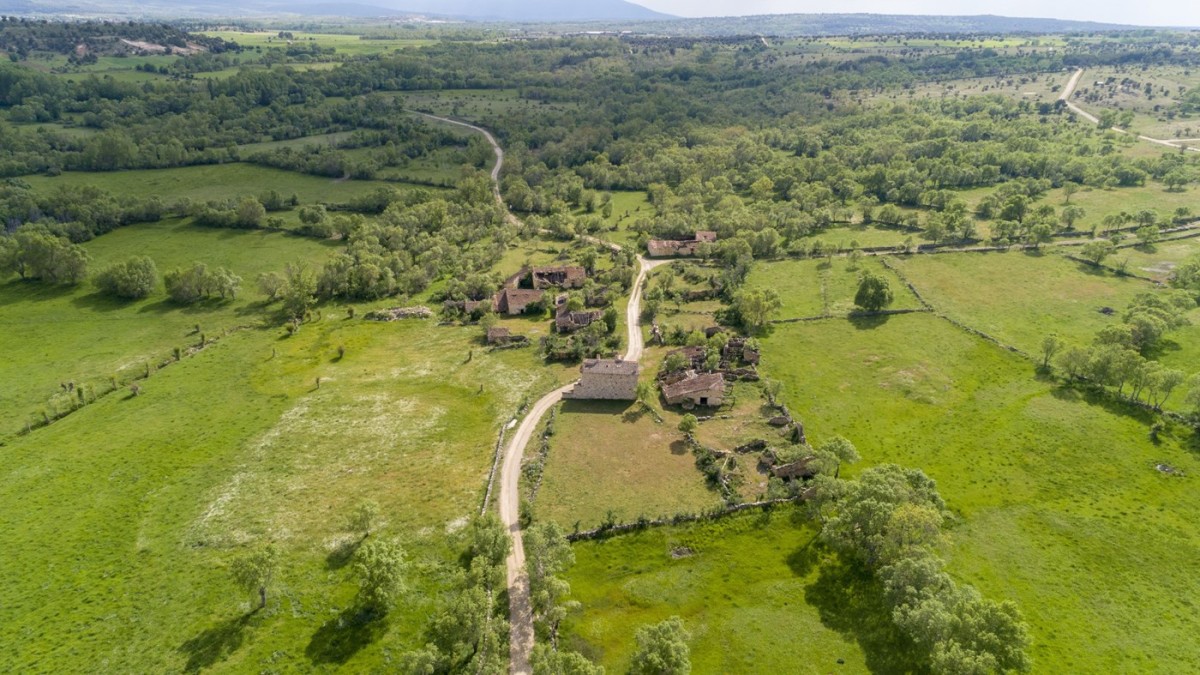 Potential buyers of ghost village for sale left baffled by odd goings ...