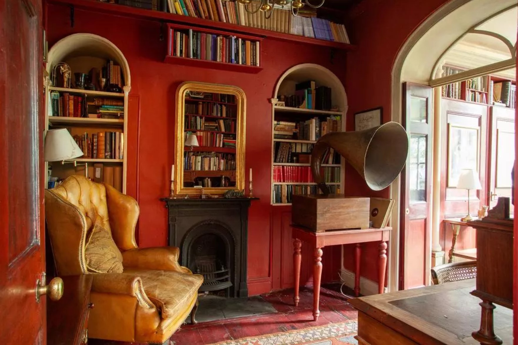 Grade-II Listed home with books in every room except the toilet on ...