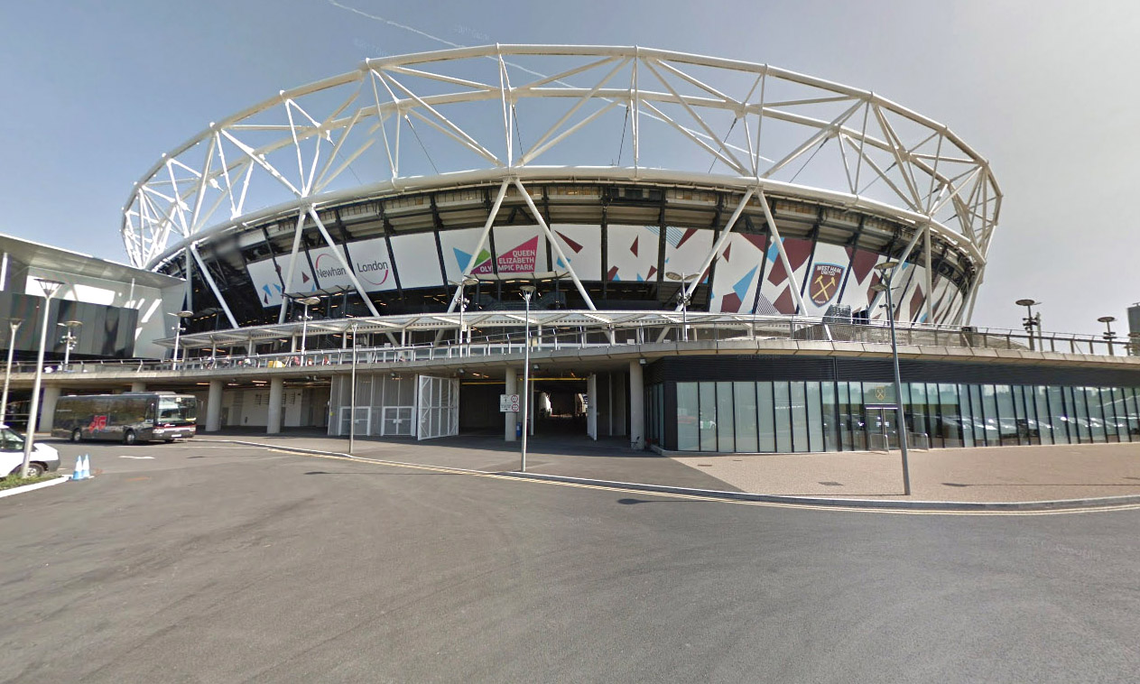 Fans left fuming at cost of £28.50 gimmick two-pint baseball bat drink ...