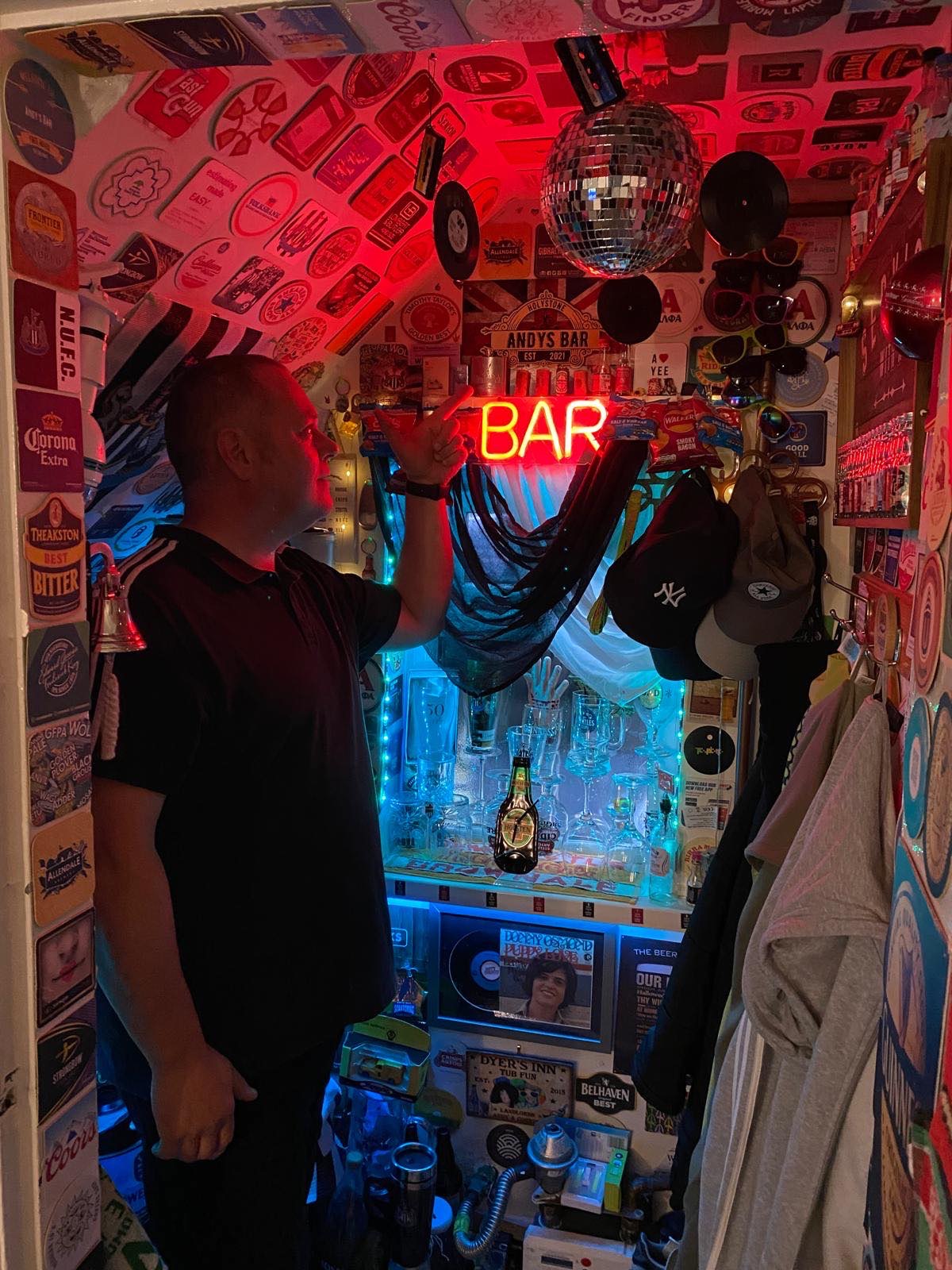 Dad creates Britain’s smallest bar… in cupboard under stairs - What's ...