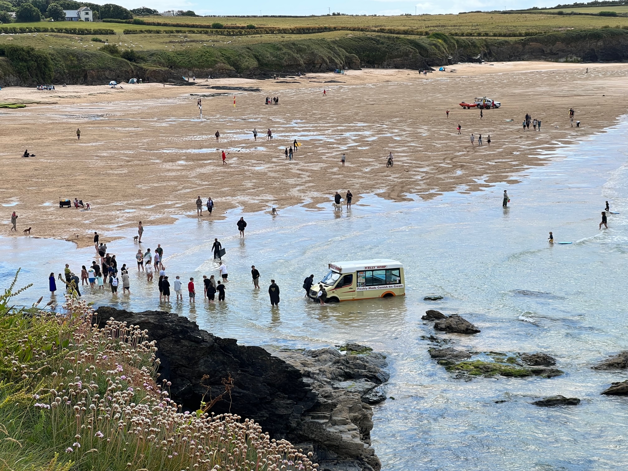 Ice cream van washed out to sea in tide - What's The Jam