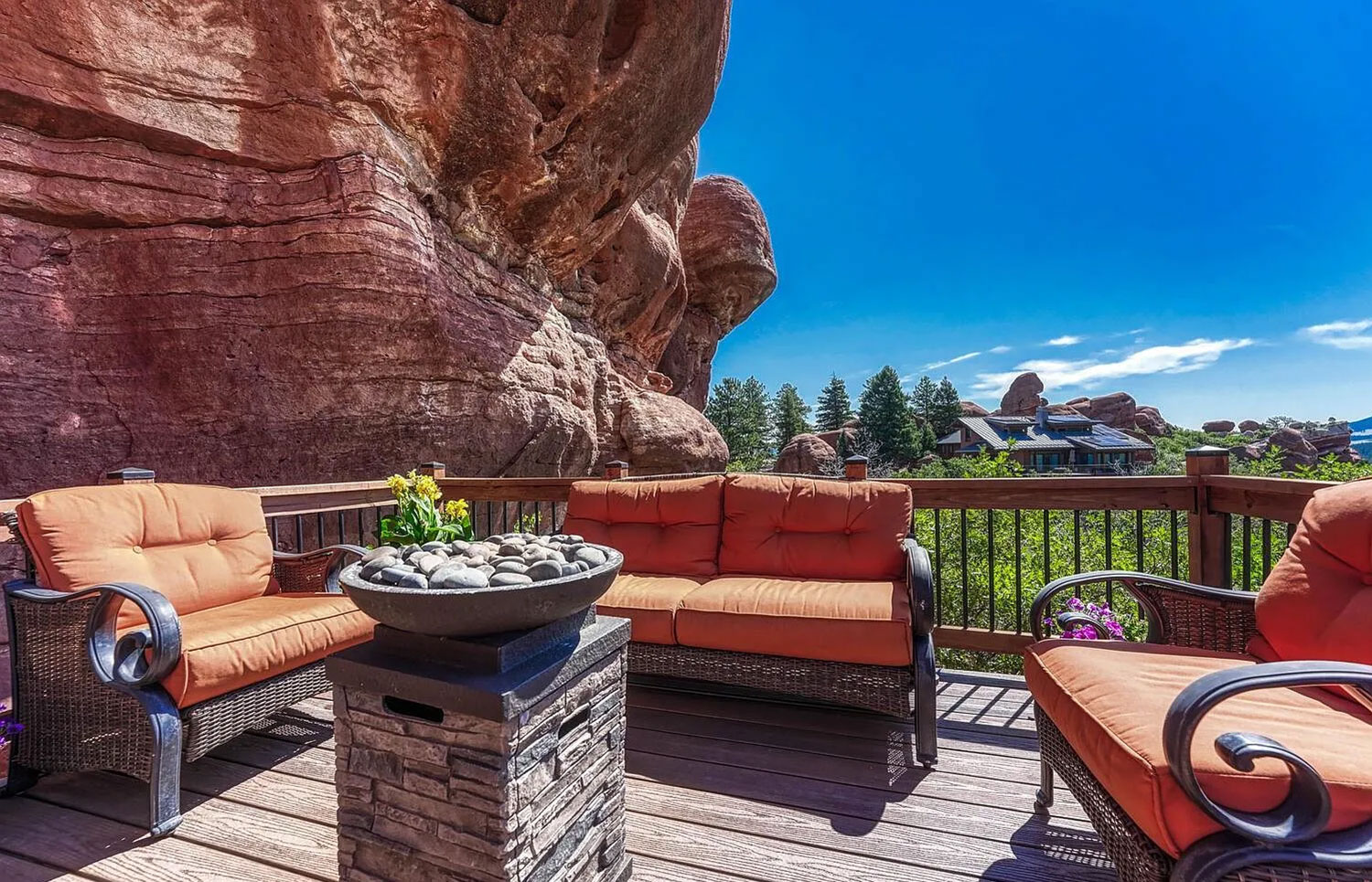 200 million-year-old rock-face home hits the market for $1m - What's ...