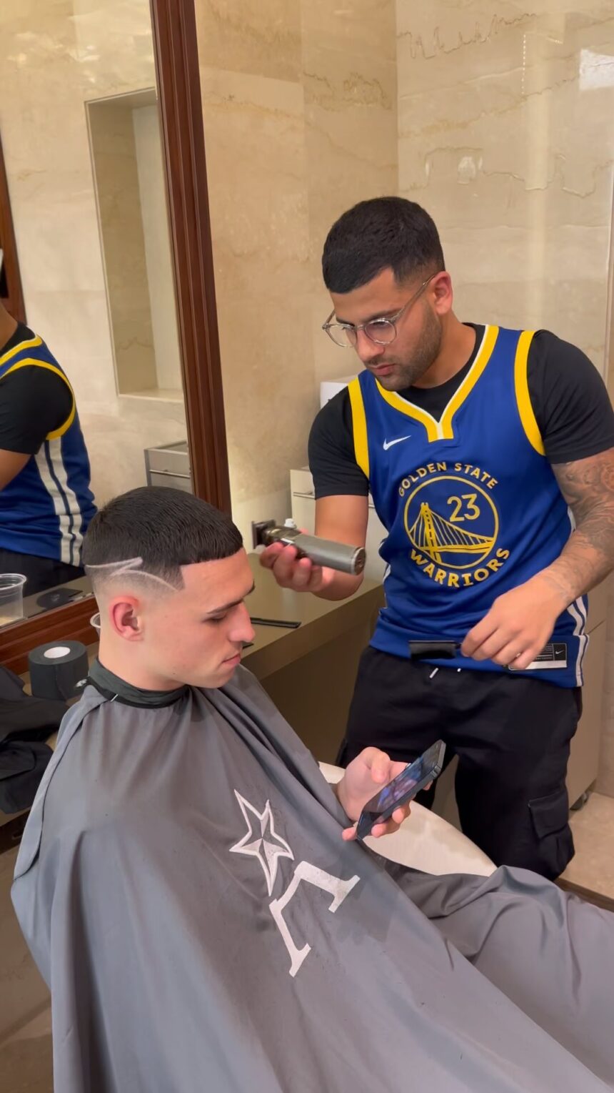 John Terry’s barber pranks him with giant comb mid haircut - What's The Jam