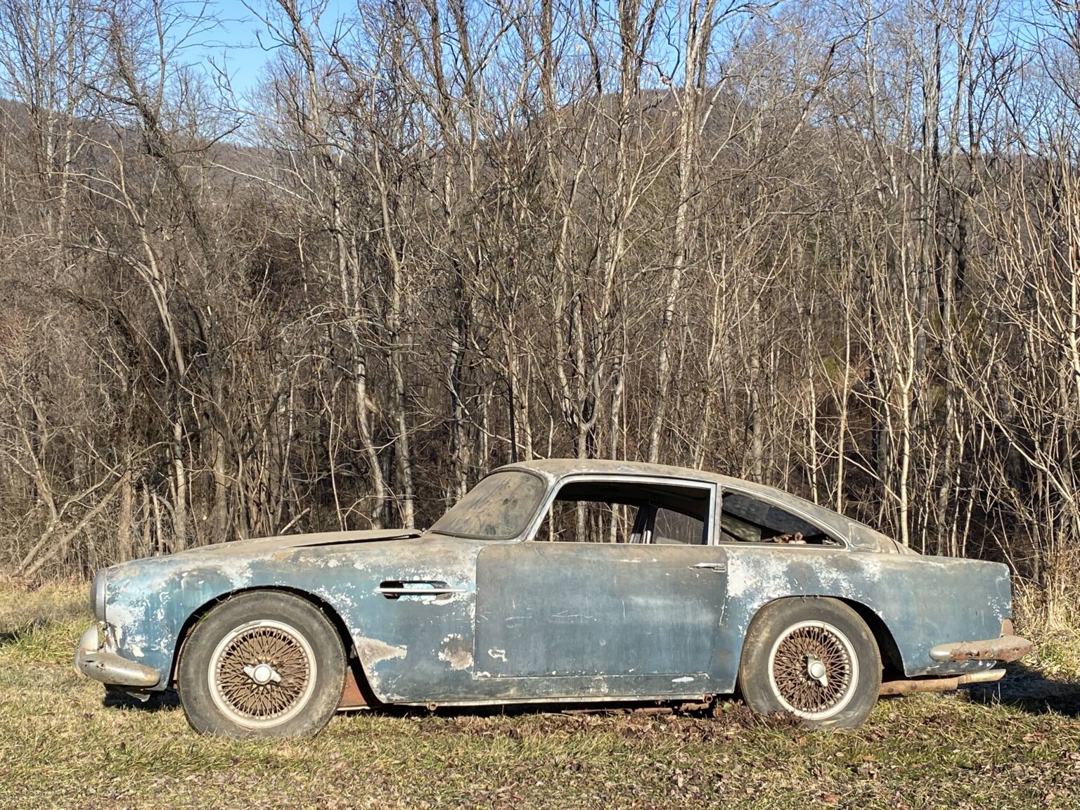 Vintage Aston Martin found hidden in barn goes on sale for £242,000 ...