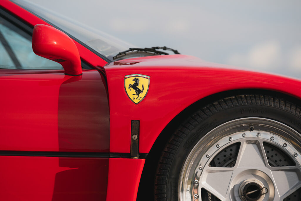 Classic 90s Ferrari F40 – with one owner for last 31 years – to fetch £ ...