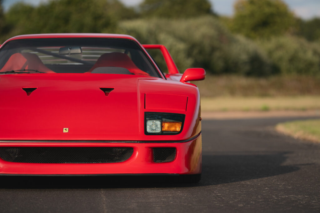 Classic 90s Ferrari F40 – with one owner for last 31 years – to fetch £ ...
