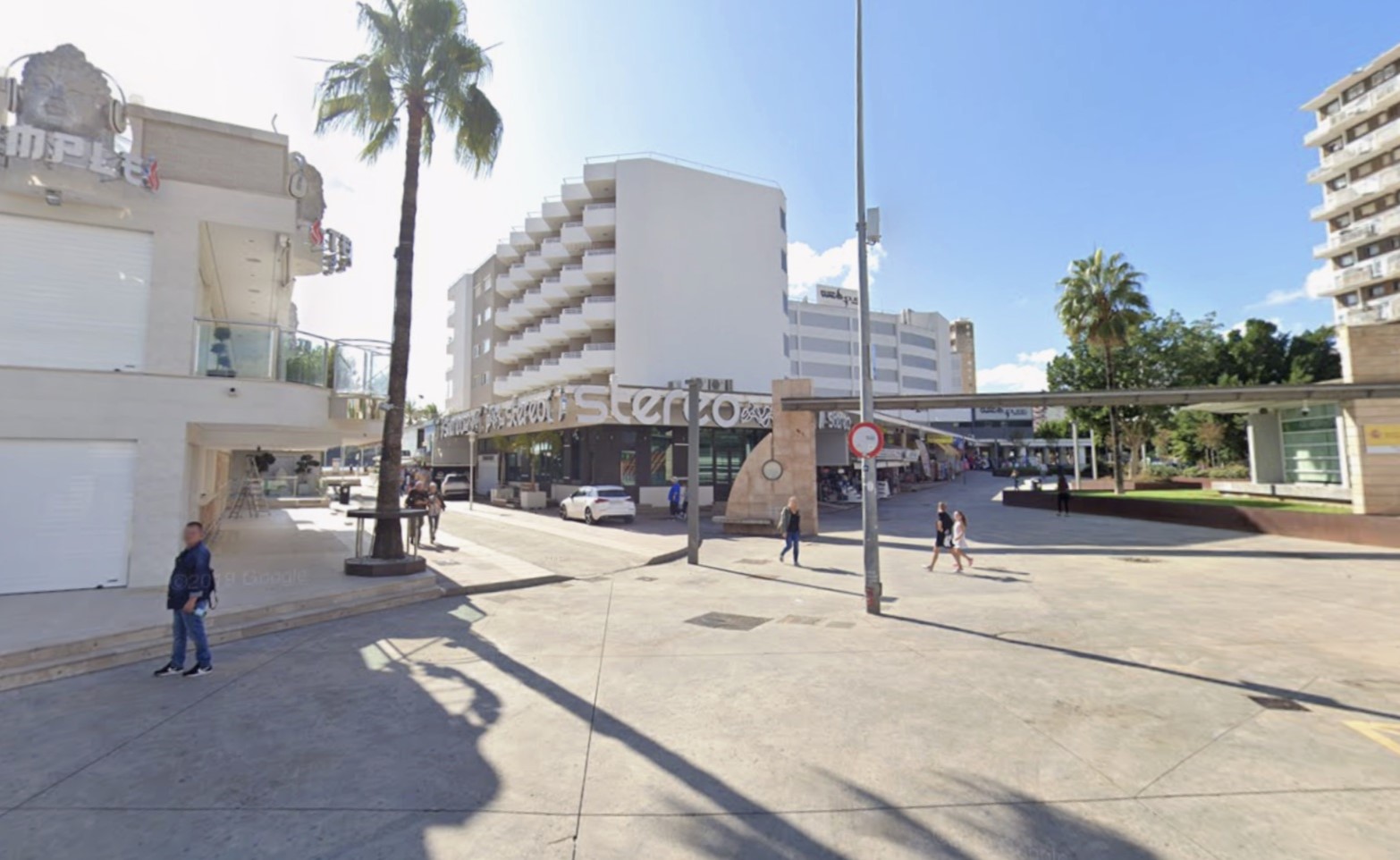 Brits on the booze in Magaluf force clubs to open earlier as ...