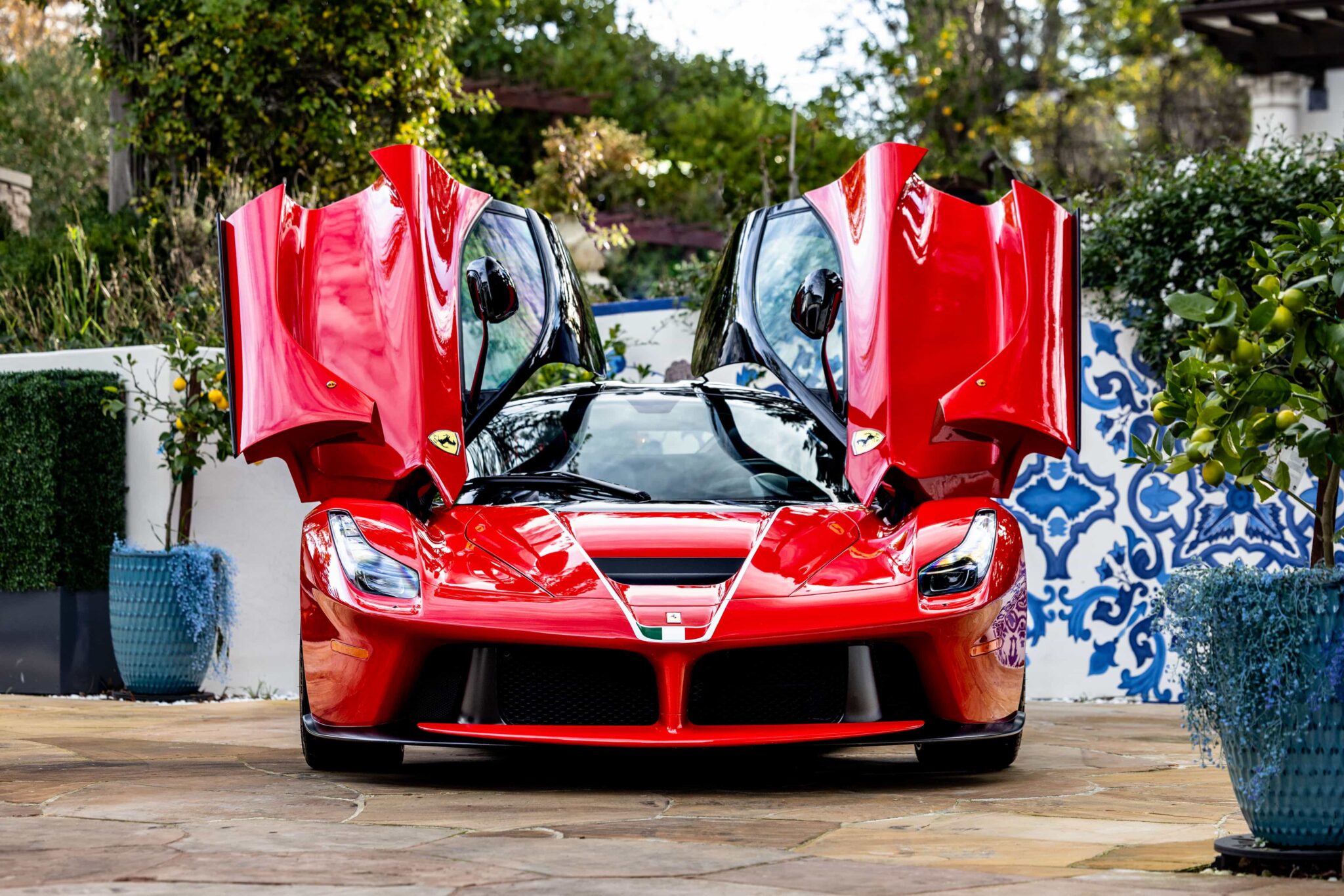 World’s fastest hybrid hypercar capable of 217mph goes on sale for £3 ...